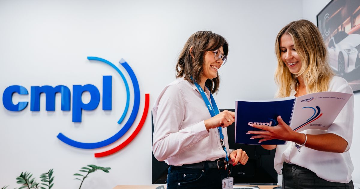 Pracownik Centrum Samochodowego Mszczonów – CMPL